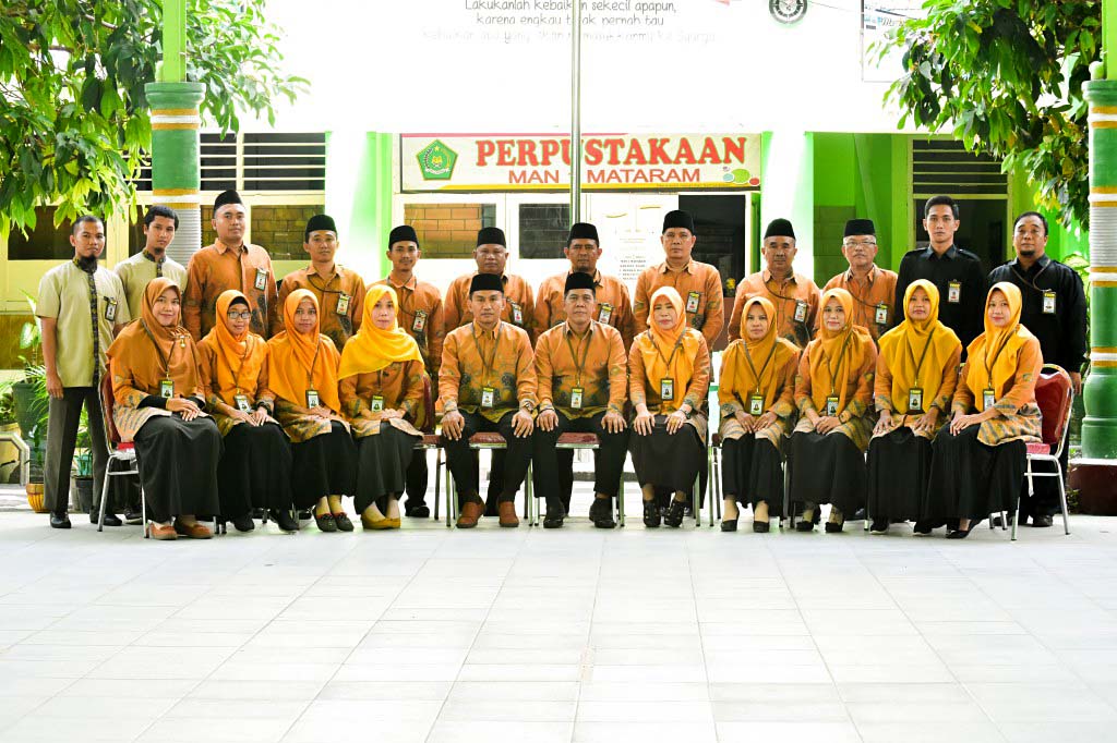 Home - MAN 1 MATARAM